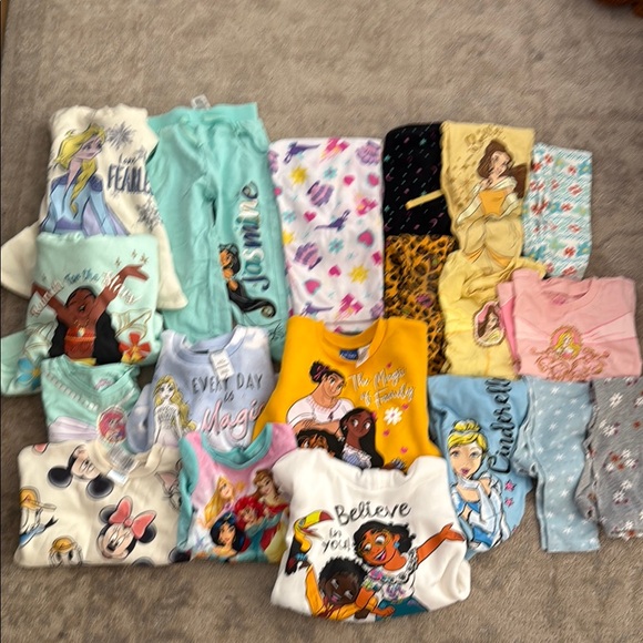 Disney | Other | Disney Character Bundle | Poshmark